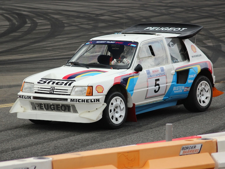 O PEUGEOT 205 celebra o seu 40º aniversário: um modelo em excelente forma!